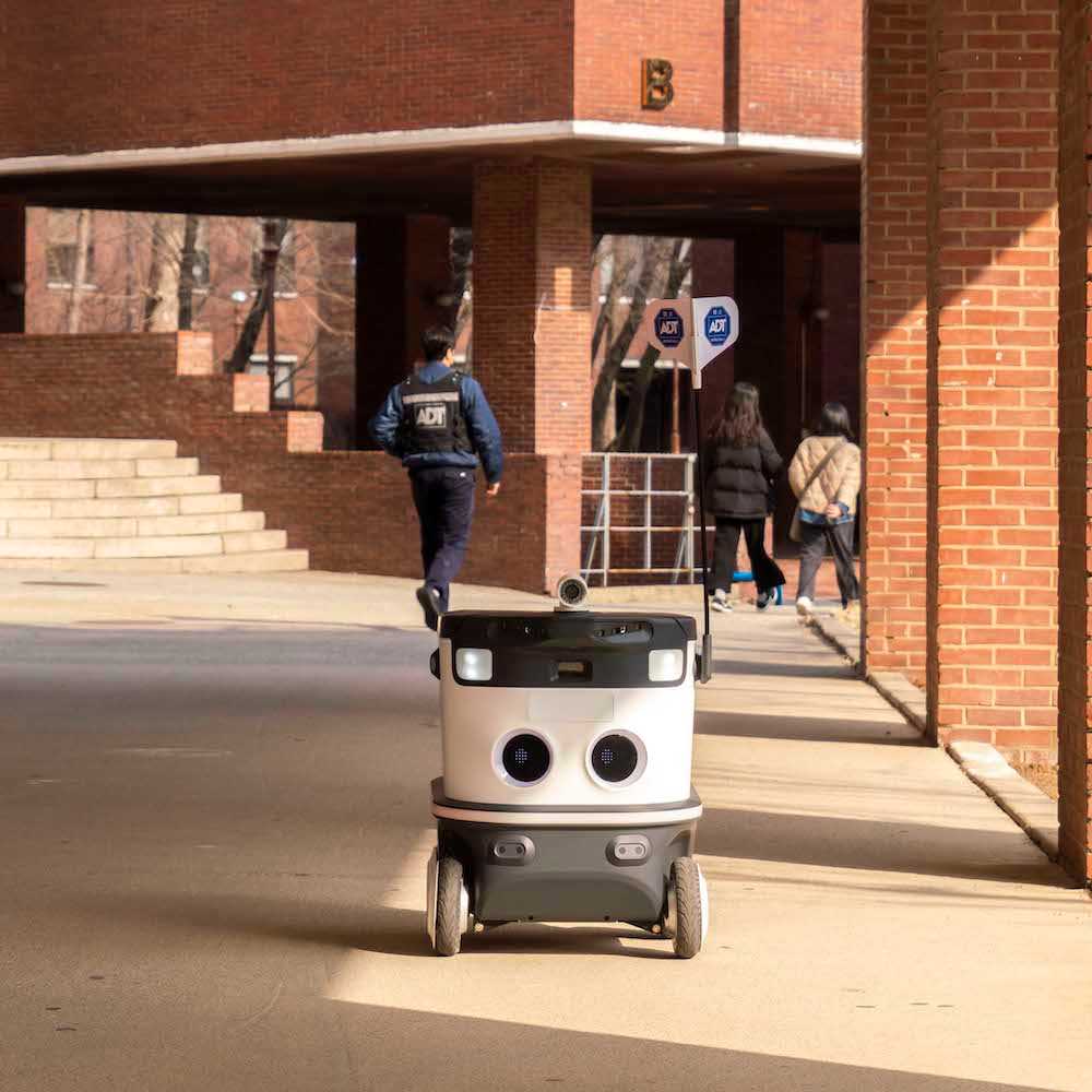 SK shieldus Autonomous Security Robot